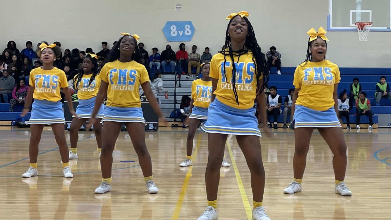 Cheerleaders | Fort Middle School